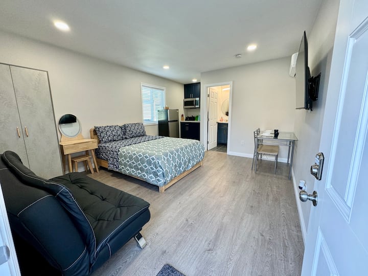 Sweet House - West Covina, CA