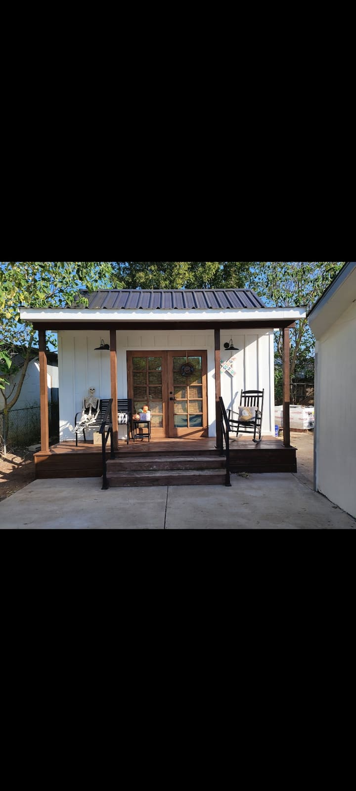 Dino Crossing Guesthouse W/ Loft - Glen Rose, TX