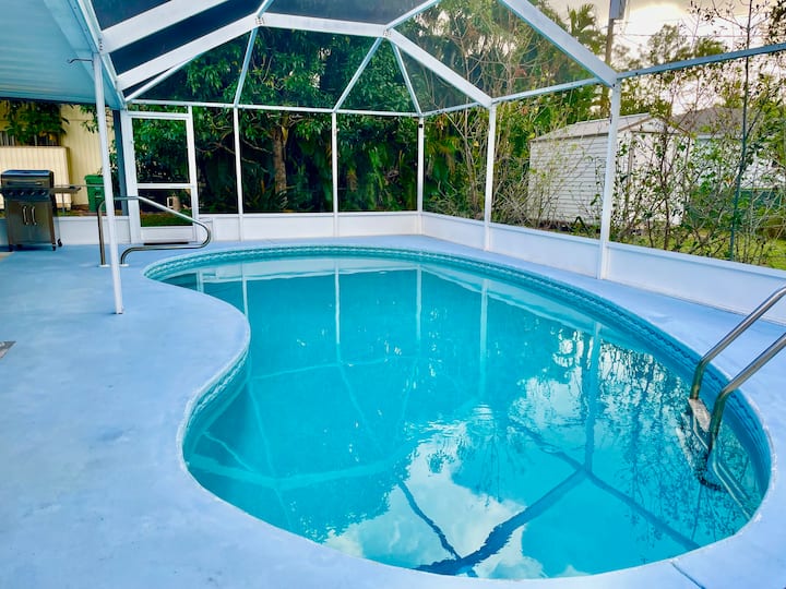 Oasis Pool Home In Port St Lucie - Port St. Lucie, FL