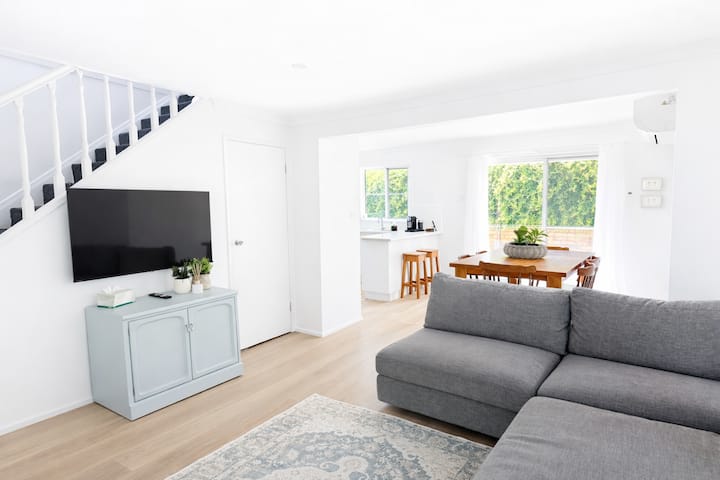 Rawson Ave - A Fresh, Central Tamworth Stay - Tamworth