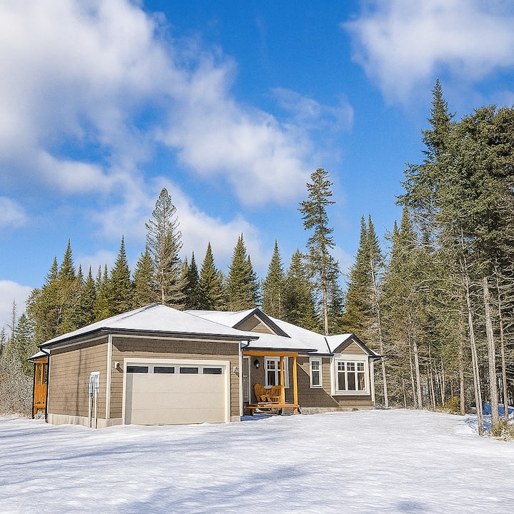 Muskoka Escape 3 Bed 2 Bath Near Lake & Trails - Muskoka