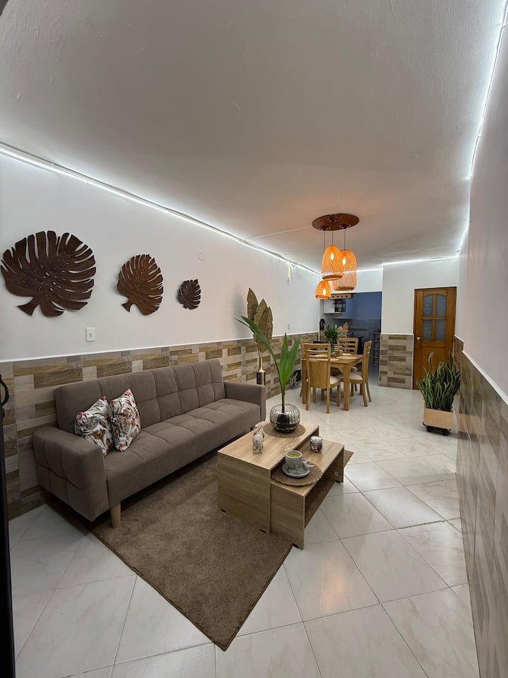 Casa Moderna Y Acogedora Con Excelente Ubicación! - Itagüí