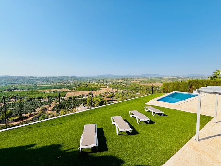 Modern Family Villa • Private Pool • Valley Views - Montserrat