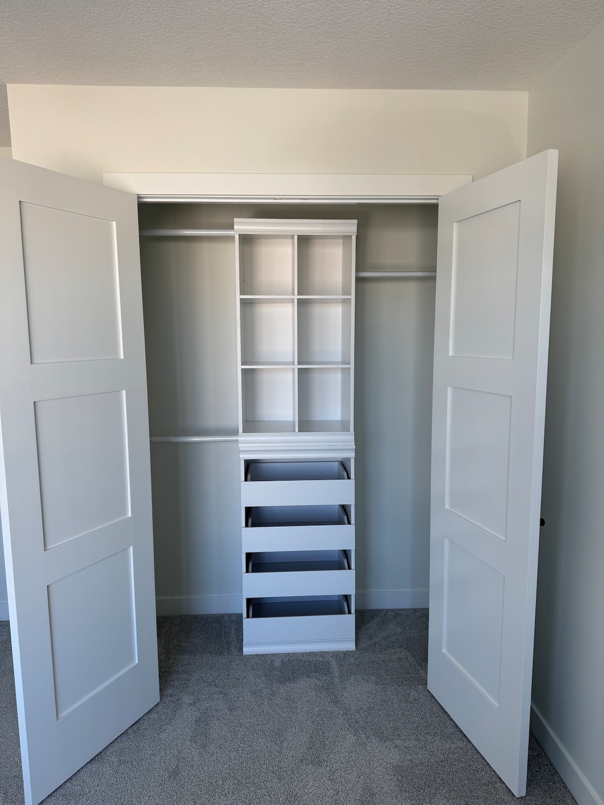 निजी कमरा, शांत और साफ़ - सुथरी जगह - Airdrie में मकान किराए के लिए ...