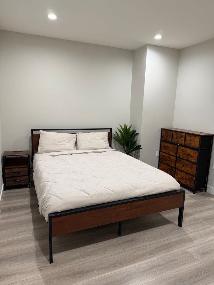 #7 Modern Private Room In The Heart Of Los Angeles - Fashion District - Los Angeles