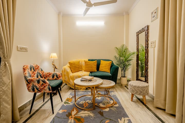 Sky Nest - 1bhk With Balcony - New Delhi Indira Gandhi Airport (DEL)