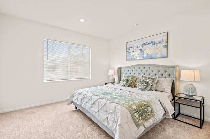 Riverside Ucr  11beds 6br/4ba - Loma Linda, CA