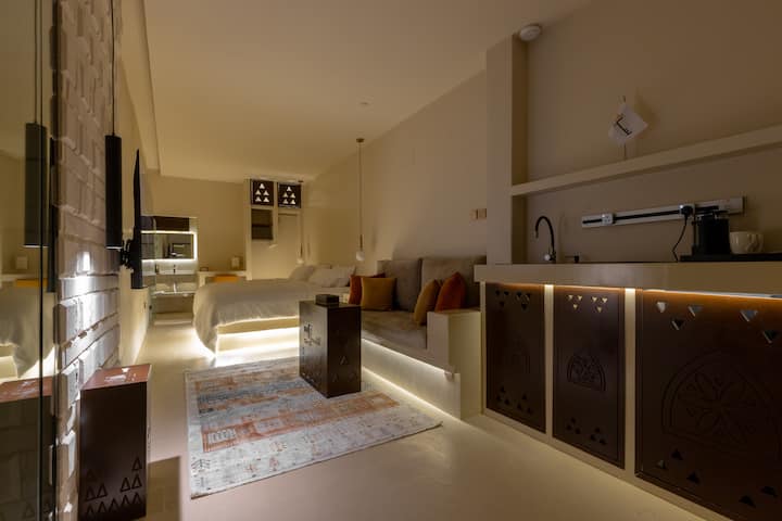 استديو بطابع نجدي مطل على الرياض الخضراء,دخول ذاتي - Riyadh