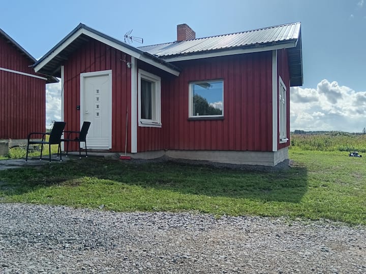 Ilmastoitu Mökki  Nelostien Varrella. - Rantsila