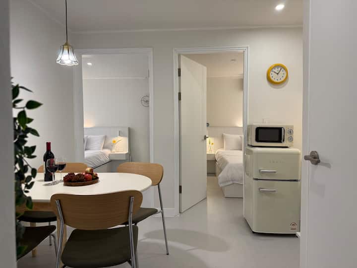 서울역도보3분, 아늑한숙소,4인,경복궁,명동,남대문시장, 남산타워,인왕산, 국립박물관 - Seoul