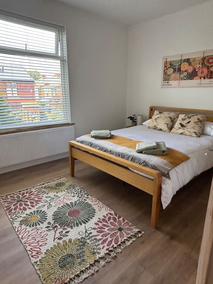 Stylish House In Didsbury Village - Stockport
