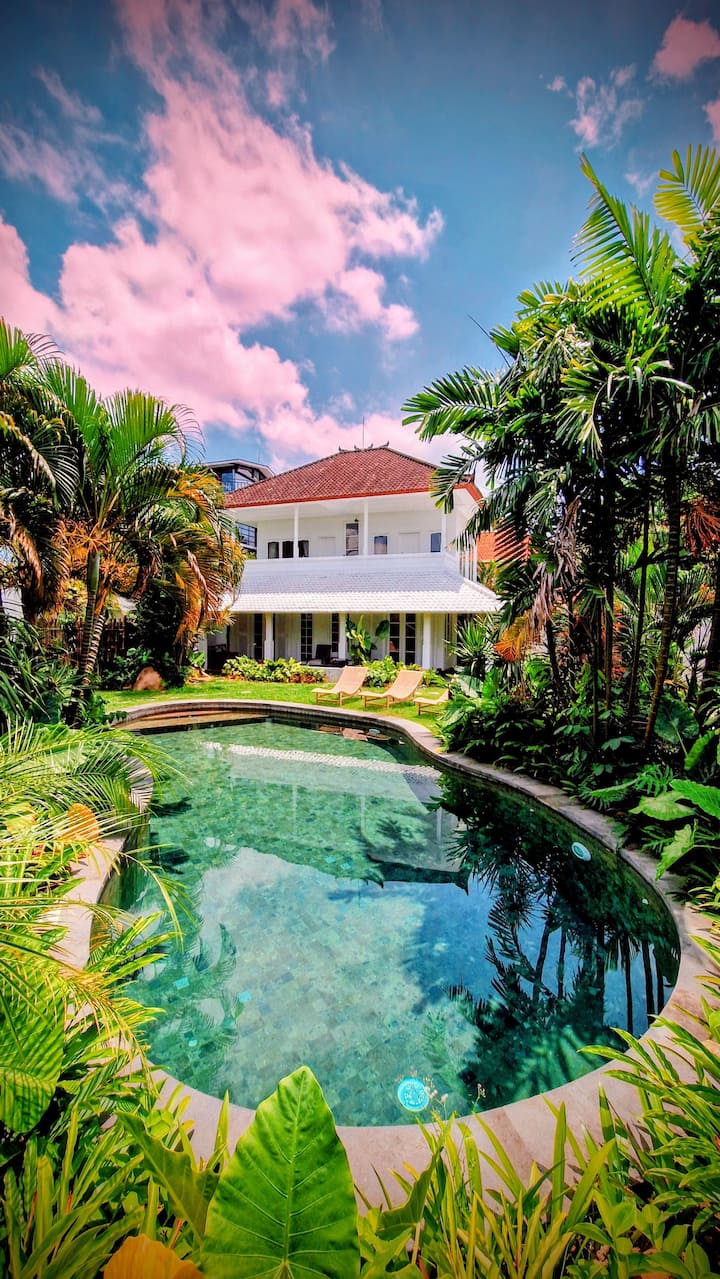 4 Bdr - Nova Karma Umalas Jungle Heritage - Canggu