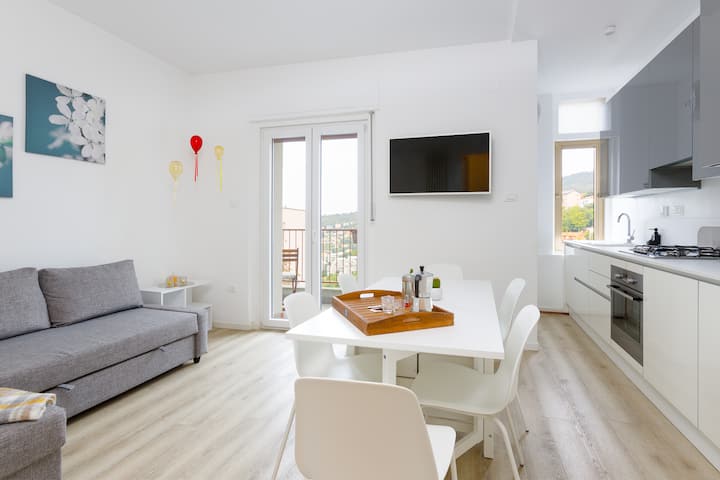 [Open View] 6 Posti Letto Con Terrazzo - Triest