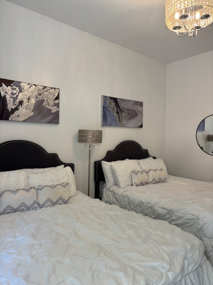 Suite 4 - Grafton, IL