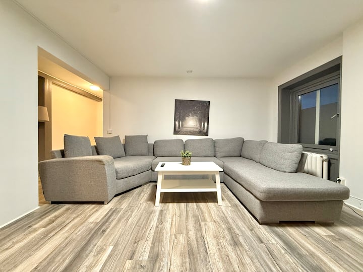 Workers Dream Apt • 7 Br • 3 Bath • All Inc - Gothenburg