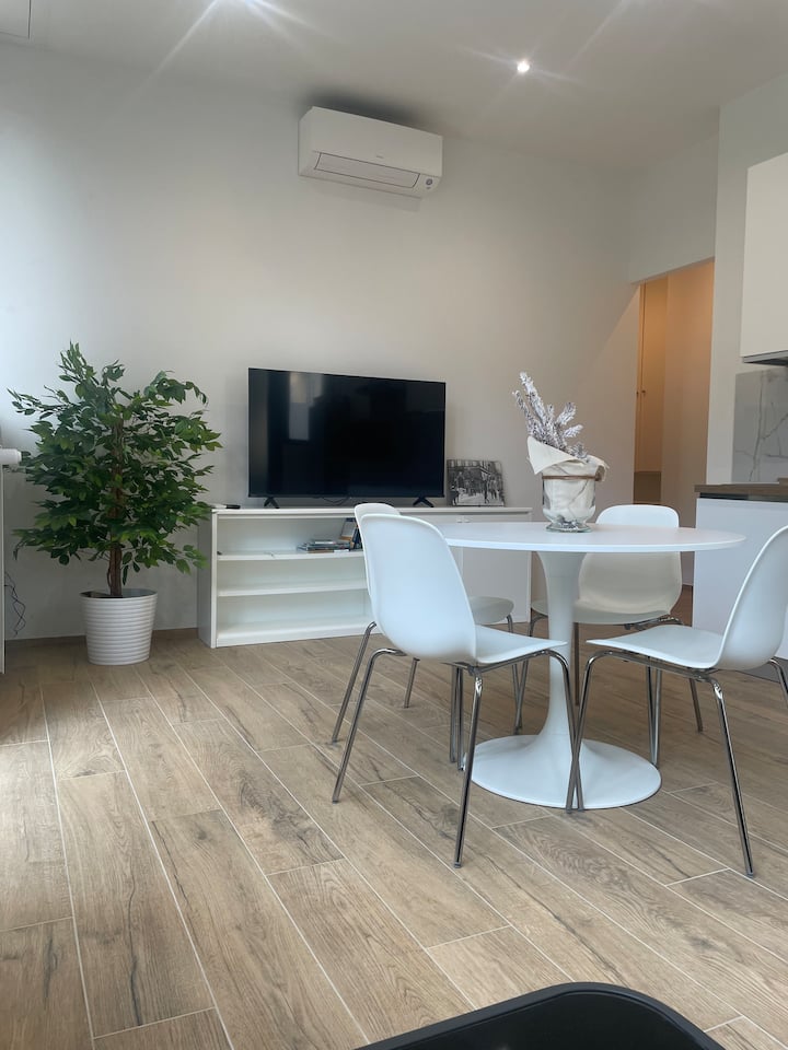 Modern Bright Loft+free Parking - Sienne