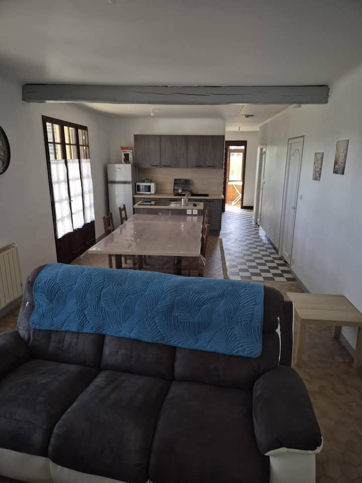 Charmante Maison Avec Jardin 300 M Du Bourg - Combourg