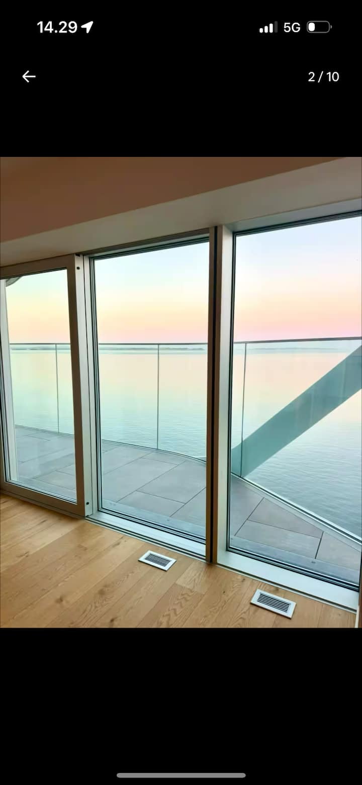 Enestående Udsigtslejlighed - Aarhus