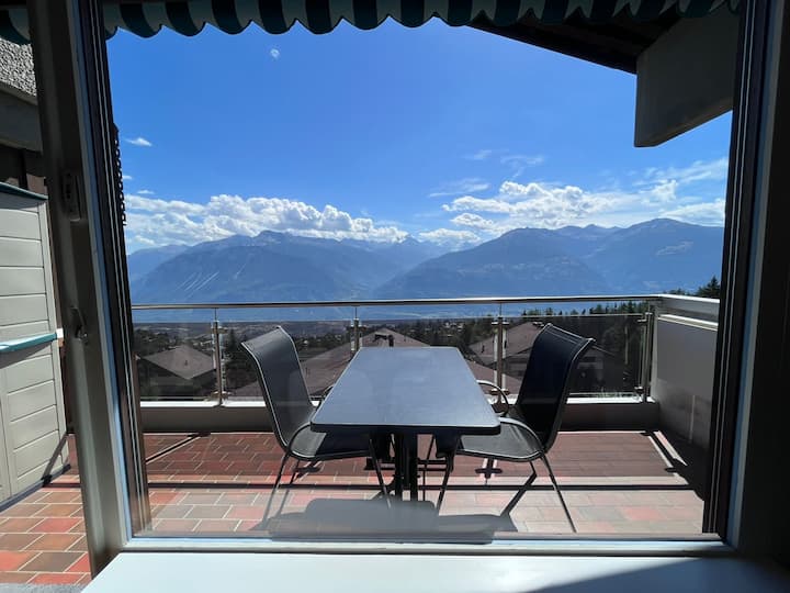 Attique - Vue Panoramique - Parking Privé Gratuit - Crans-Montana