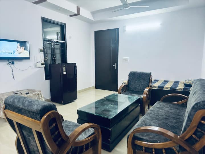 2bhk Comfort | Malviya Nagar - Delhi