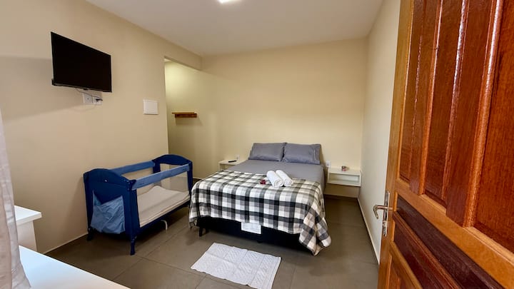 Quarto A 400m Do Beto Carrero - Ebenézer 1 - Penha