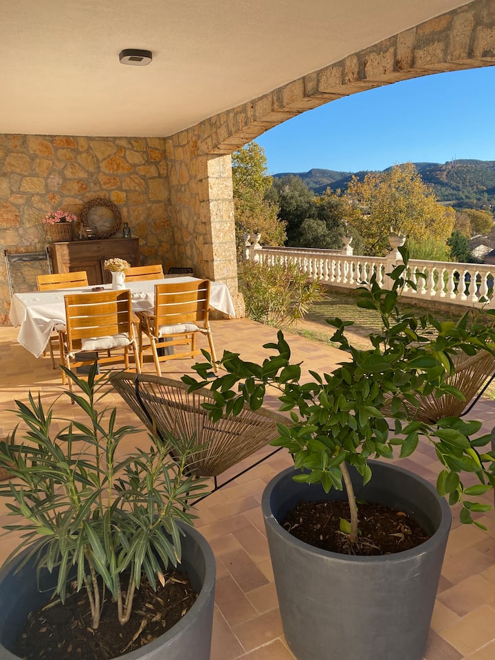 Charmant T2 Avec Terrasse & Vue - Alpes-de-Haute-Provence