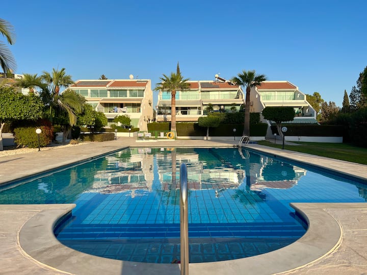 Bay View Breeze Apartment With Pool - Cipro