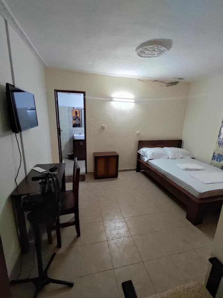 Chambre à Tam-tam Week-end - Yaounde
