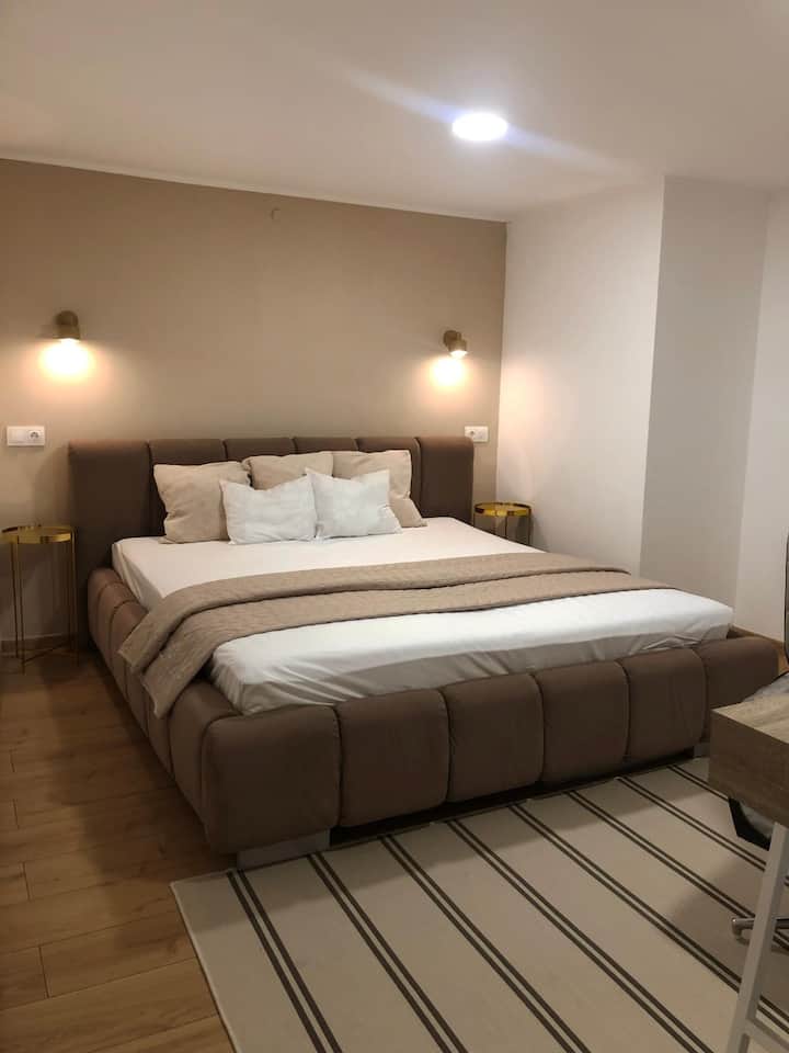 Dob Utca 38 : 1 Bed 2 Peoples - Budapest
