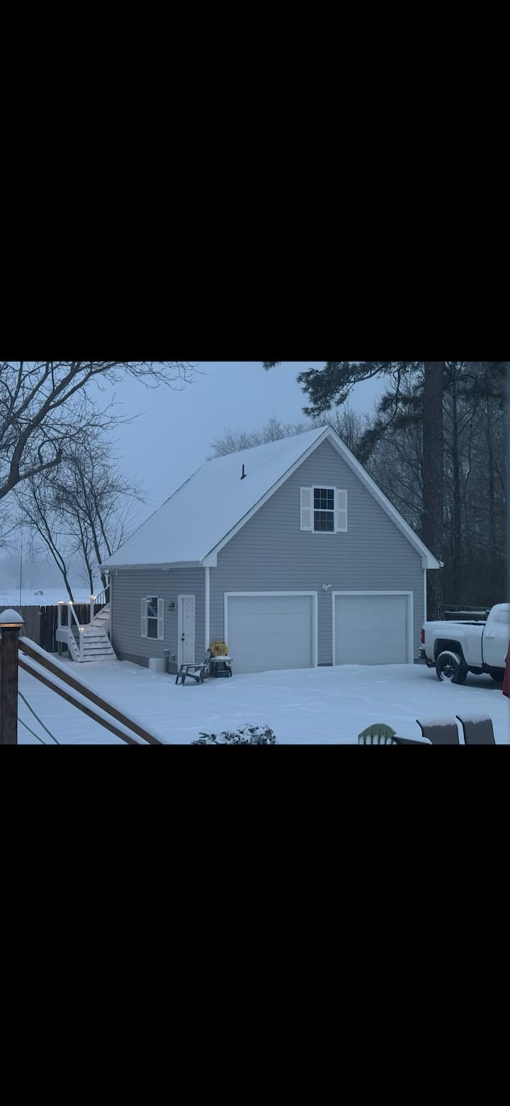 Hobbit Hole - Chesapeake, VA