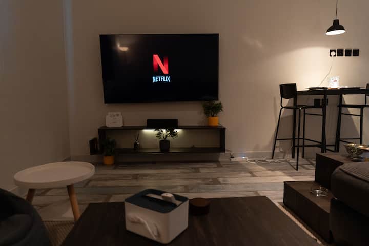 استديو مودرن فاخر
حي الاحمديه - Riyadh