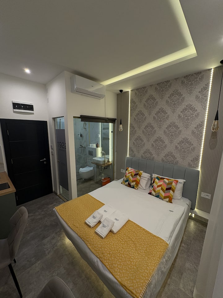 5 Minutes To City Centre | Republic Square - Belgrade