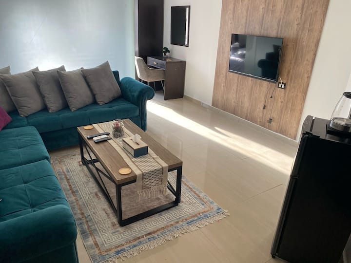 Bright& Stylish Central Location - Amman