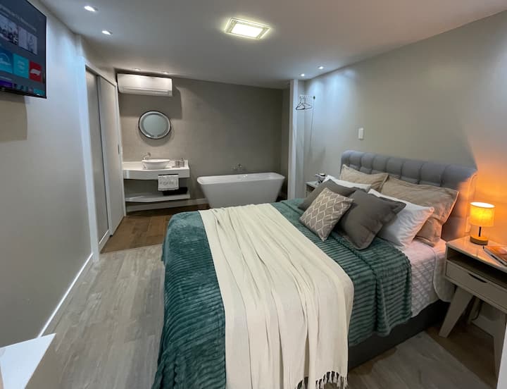 Loft C/banheira Imersão Aquecida 5min Vila German - Brazil