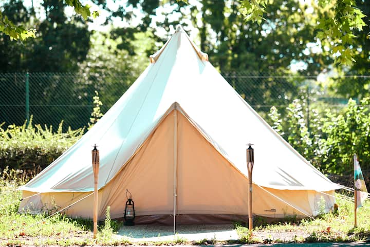 Tipi à La Ferme Pédagogique - Seyssel