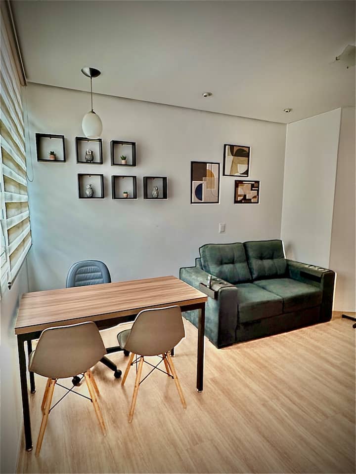 Flat Aconchegante, Com Garagem E Confortável. - Belo Horizonte