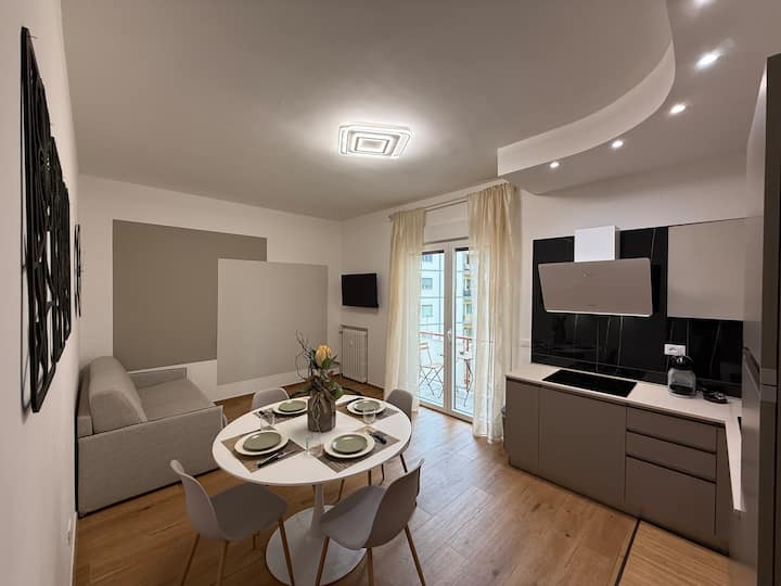 [Villa Strozzi] -Modern Apartament - Prato