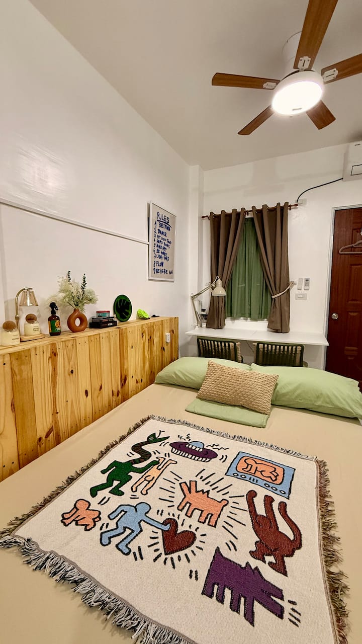 Pa-hinga Dungaw-kanan: Modern Minimalist Studio - Baler