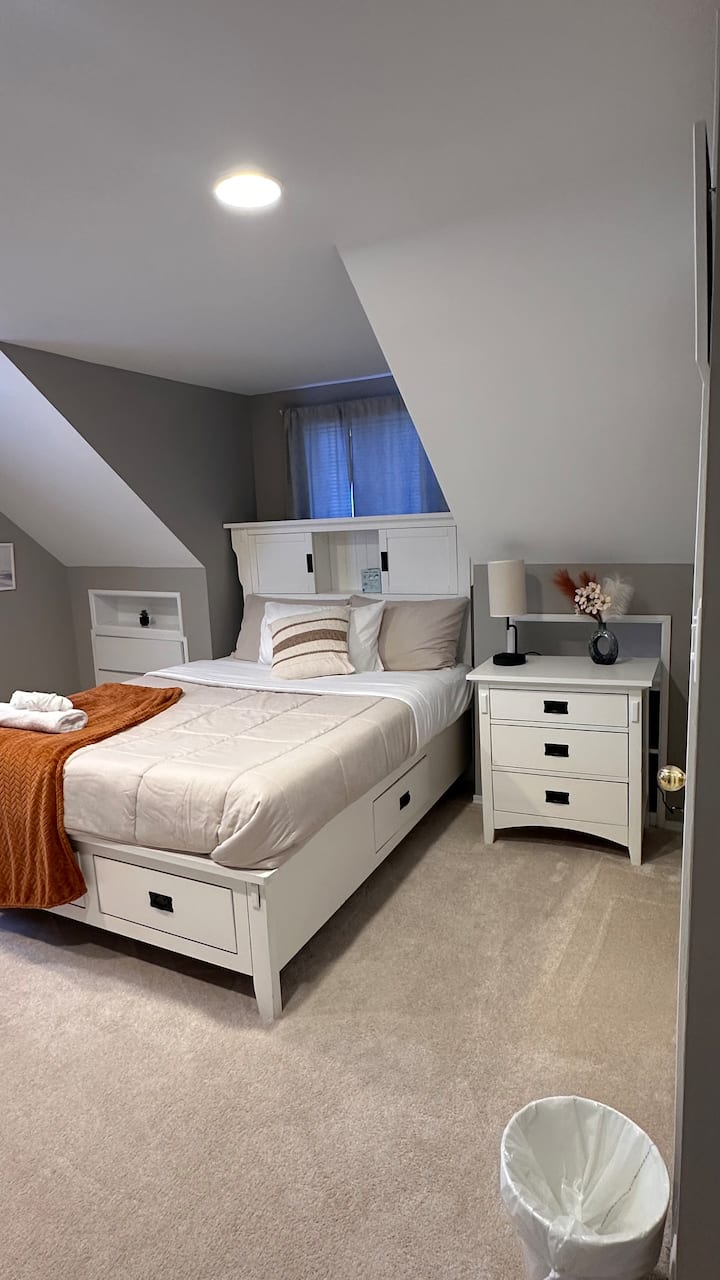 Cozy Corner Massapequa • Private 2br Suite + Bath - Long Island, NY