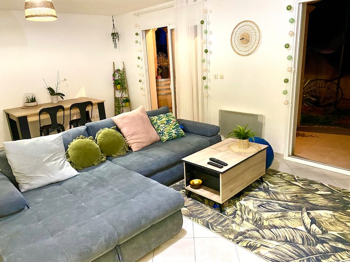 Maison Entière Jardin 2 Chambres +Trampo+jeux - Valence
