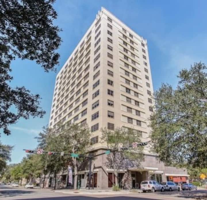 One Bedroom, Downtown - United States