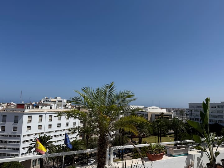 Terrasse Magique Face Au Théâtre - Rabat