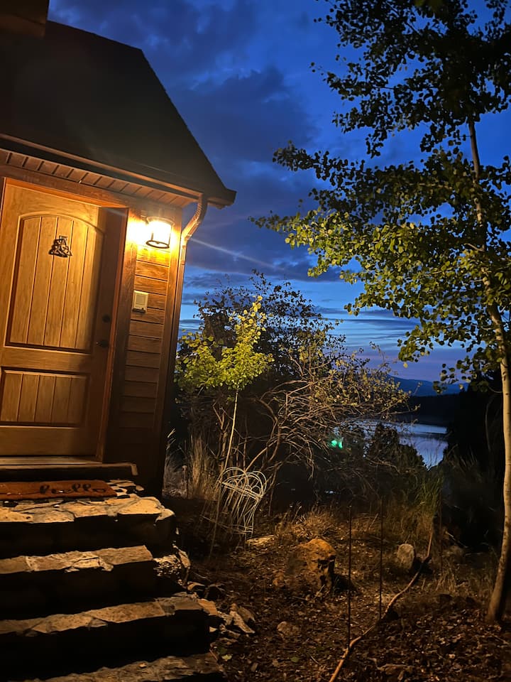 Wolf Crossing At Palisades - Gunnison, UT