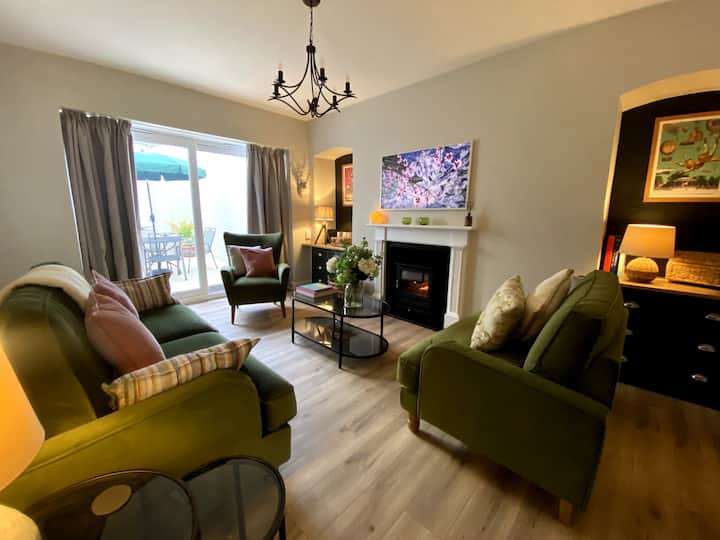 Newly Renovated Centrally Located Garden Flat - Cheltenham