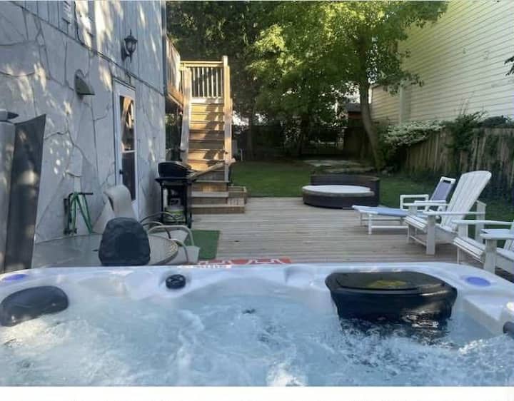 Large Cottage Grand Bend - Grand Bend