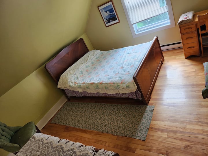 Chambre Ds 6 Pièces, L.t., Calme - Sherbrooke