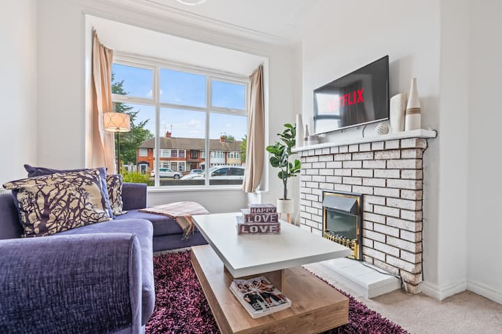 3bedroom House, Garden.4 Mins Drive To Mkm Stadium - Hull