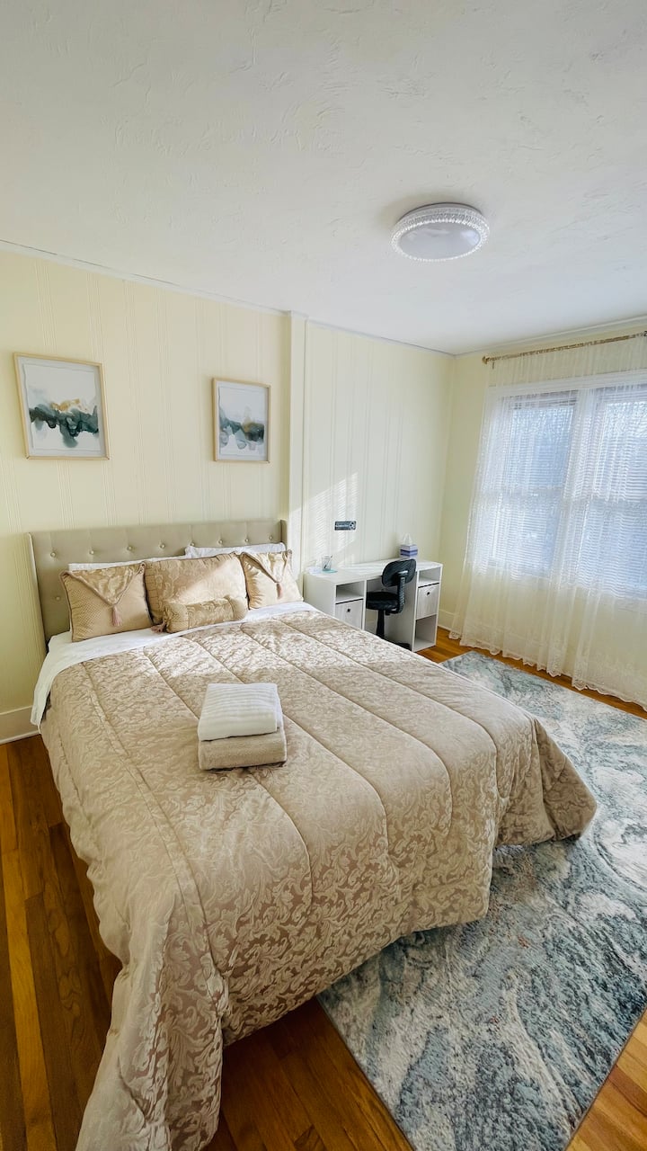 Room In Worcester, Massachusetts - Worcester, MA
