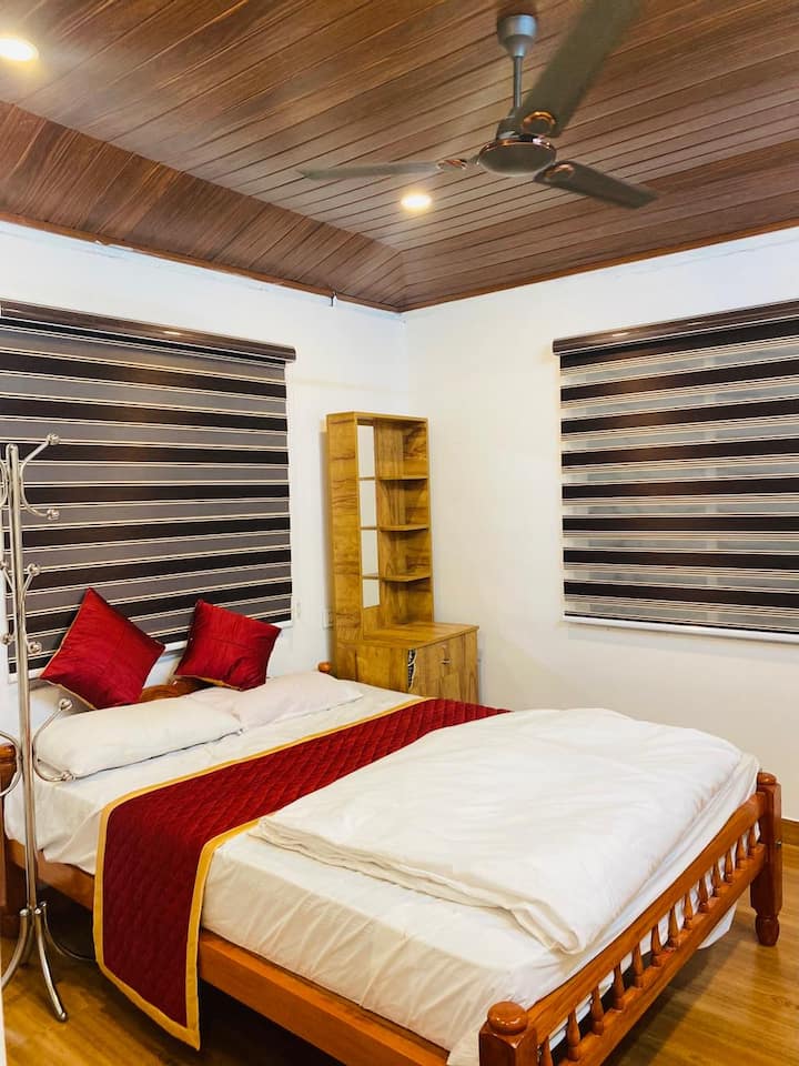 Cloudy Cottage- Where Affordable Meets Comfort - Vagamon