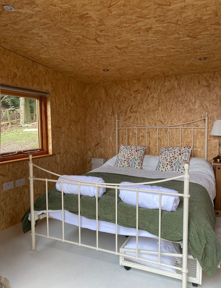 Bijou Cabin - Worcestershire